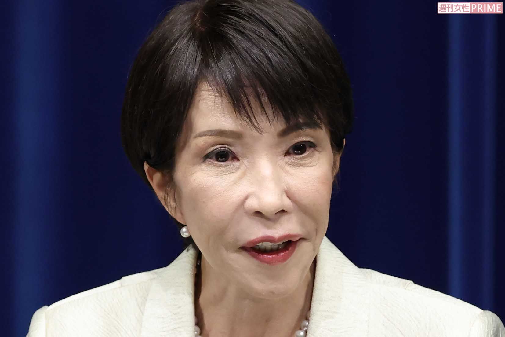 高市早苗首相、初の“石油備蓄放出”表明も「その場しのぎ」の声…ガソリンスタンドには長蛇の列「外交失敗」指摘される政府の対応 | 週刊女性PRIME