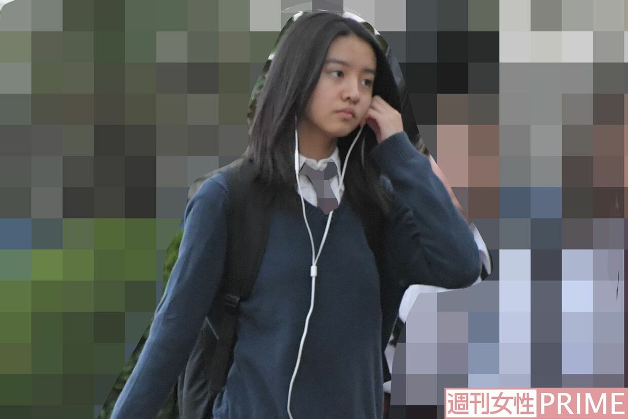Koki,の下校姿がまるでファッションショー！ 秋制服で見せた“小物づかい” | 週刊女性PRIME