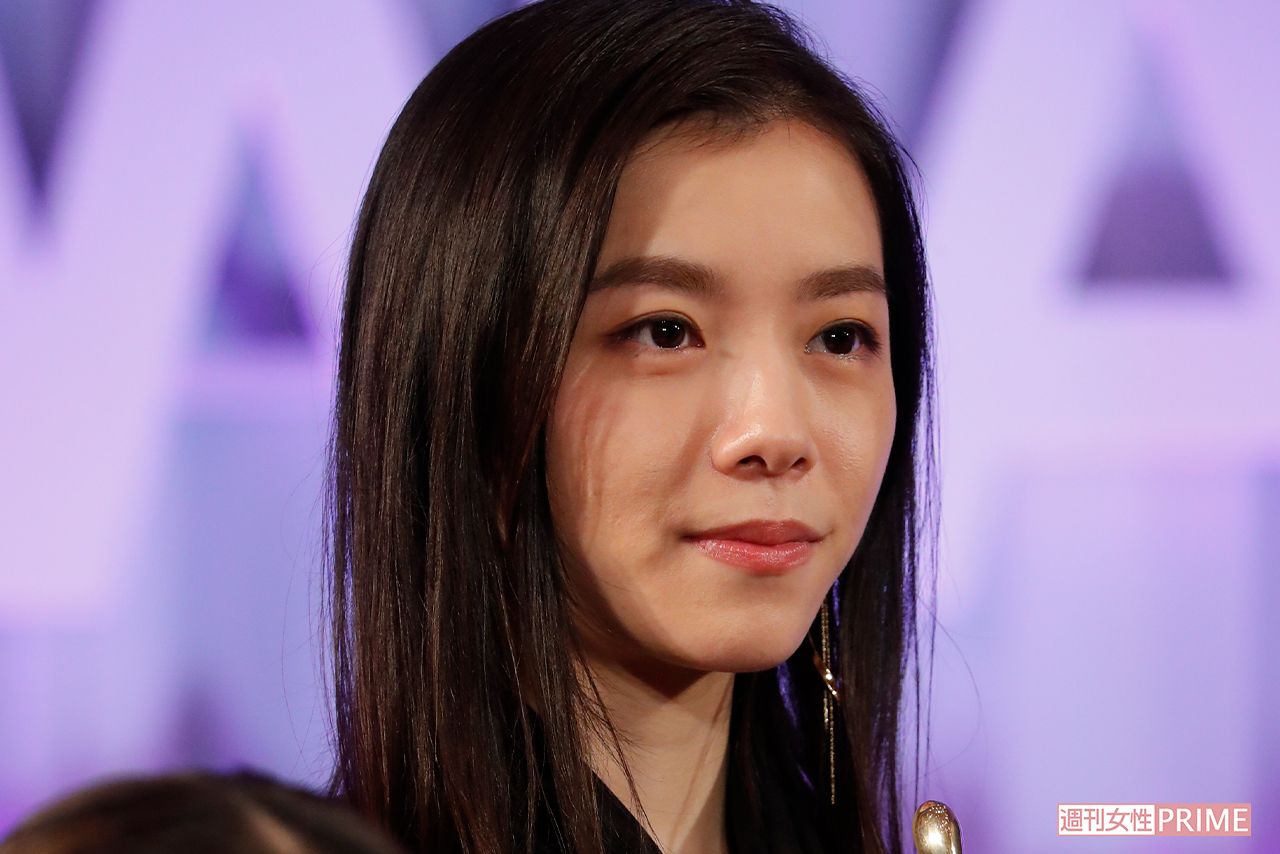 milet “プロフィールを一切明かさない” 謎多き歌姫、同級生が明かす貴重写真と青春謳歌の大学時代 | 週刊女性PRIME