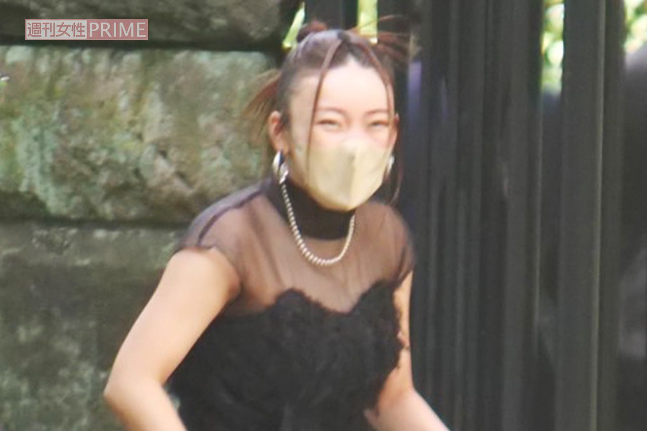 朝日奈央の結婚式に参列したフワちゃん、やす子騒動でaマッソ加納との友情にもヒビ、テレビ復帰も絶望的か(3ページ目) 週刊女性prime